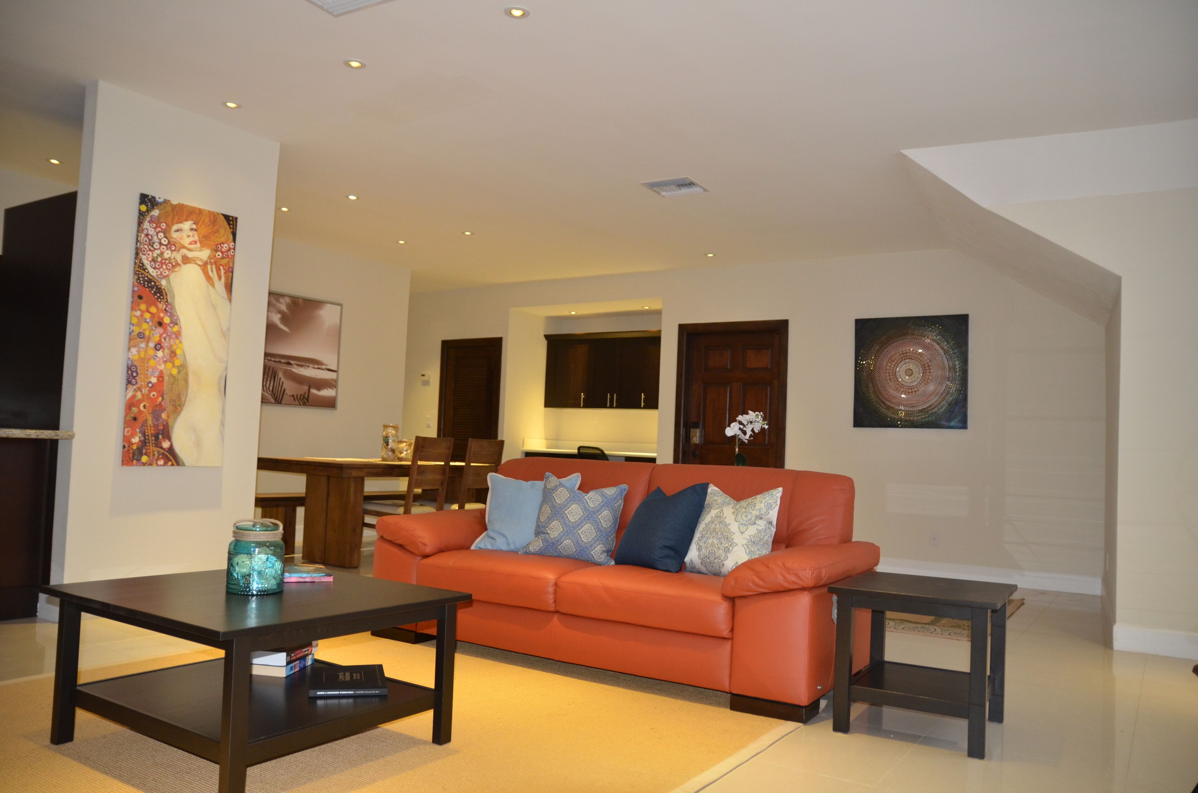 New Listing -  Lovely 2 Bedroom Loft Located Downtown Nassau! - Nassau