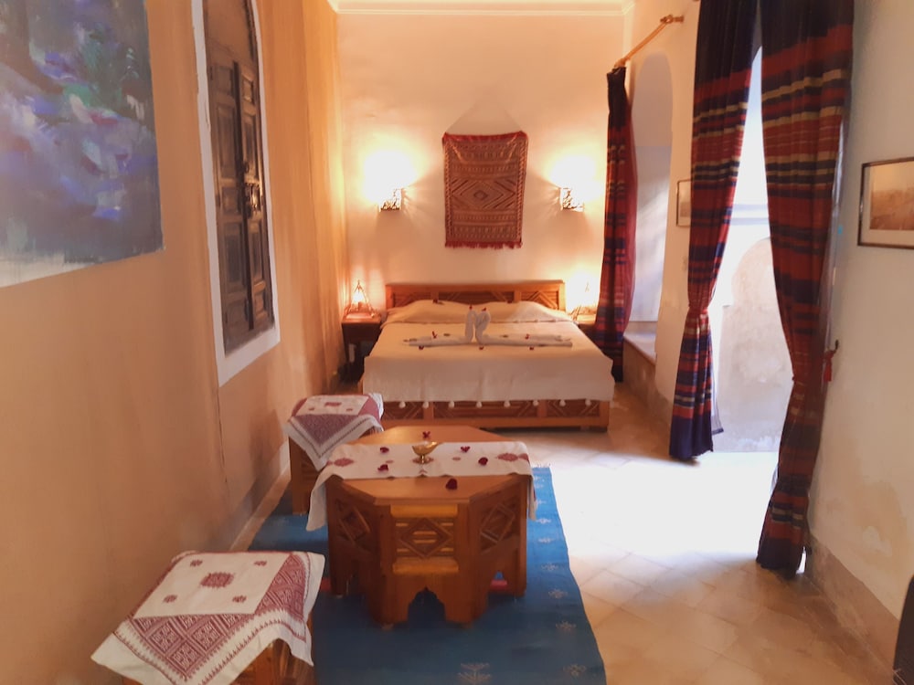 Riad Jmya En La Medina De Marrakech. Visite El Sitio Web - Marrakech