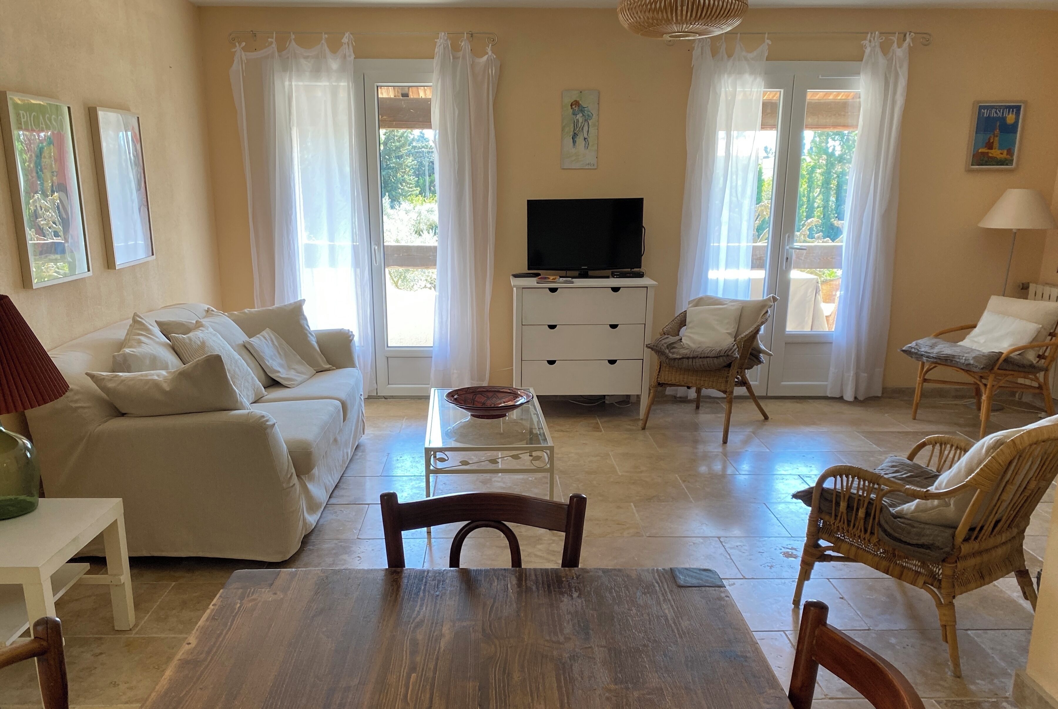 Aux Mûriers En Provence - Graveson