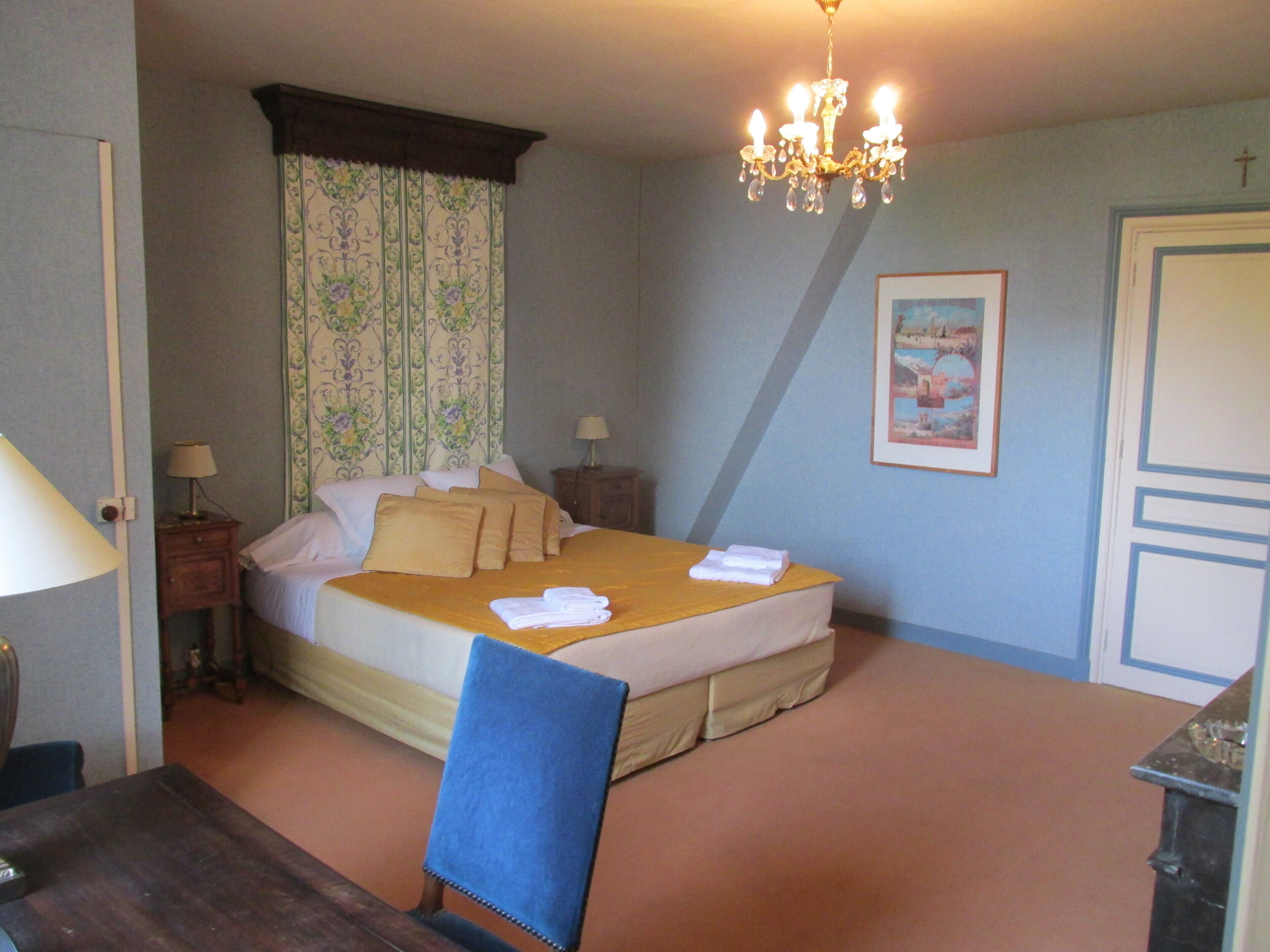 Château De La Barbelinière + Piscine - Châtellerault