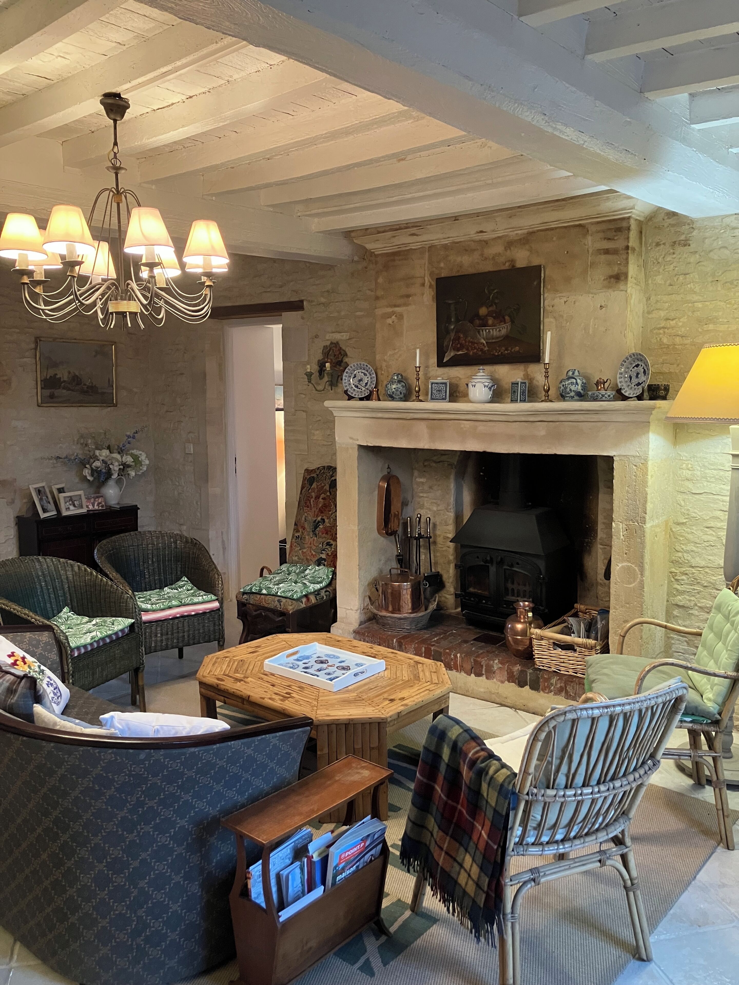 Pretty Stone House, 3 Bedrooms, 2 Bathrooms With A Large Enclosed Garden - Arromanches-les-Bains