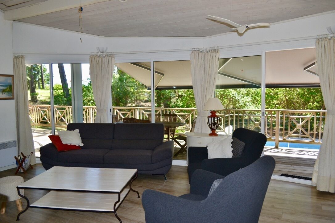 Villa Au Cœur Du Golf De Biscarosse Dans Un éCrin De Verdure Entre Lac Et Océan - Biscarrosse