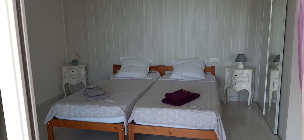 Schöne Wohnung Im Boden Garten Der Villa - Antibes