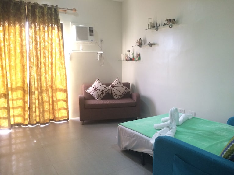 ¡Cerca De Sm City, Hogareño Con Wifi Rápido Y Tv Inteligente! - Cagayán de Oro