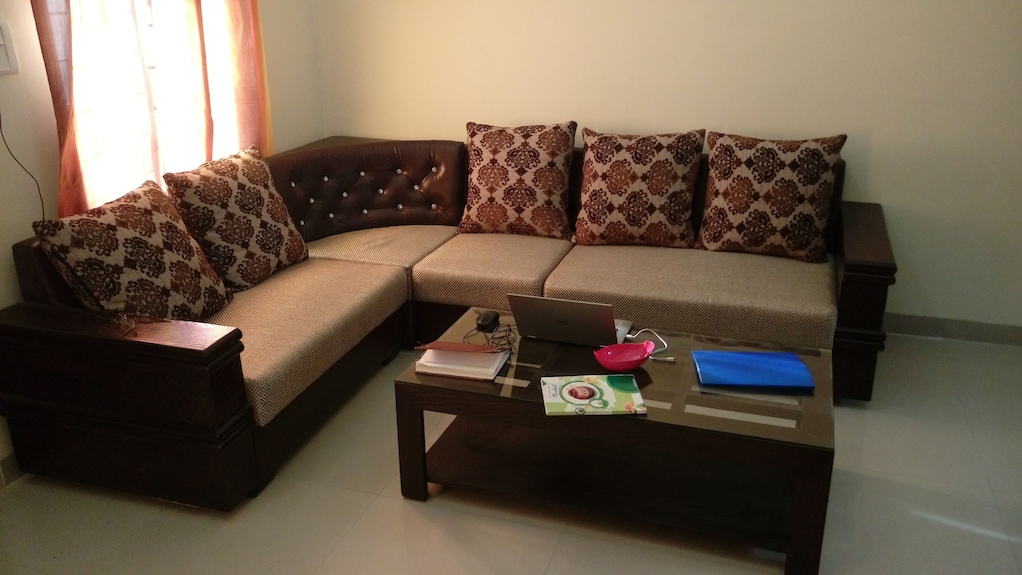 Spacious, Close To Nature, Peace And Tranquility Yet Close To The City Of Bhopal - Rajasthan