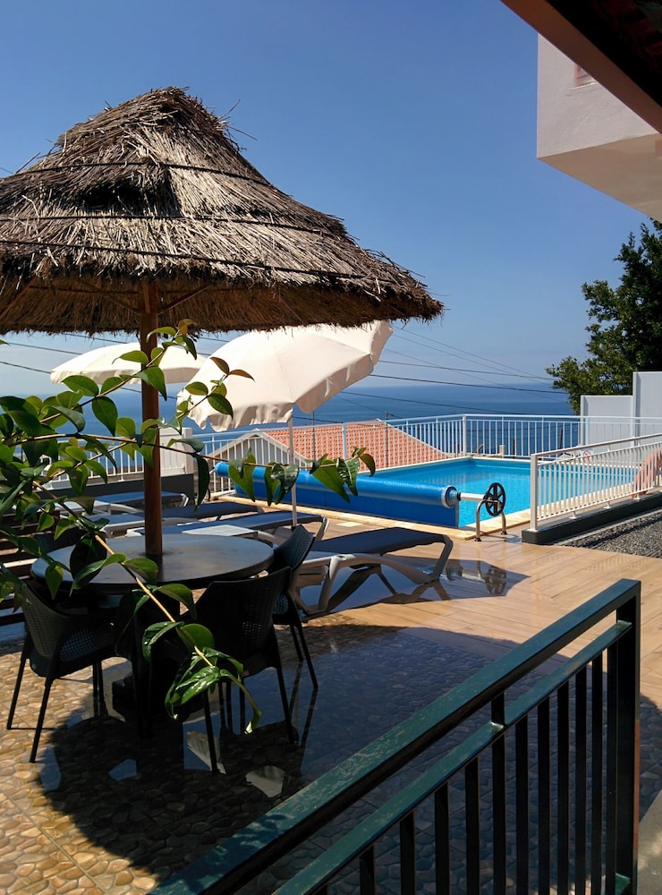 "Dom Carlos" Paradise Seaview Villa, Avec Sunrise & Sunsets Tous Les Jours! - Île de Madère