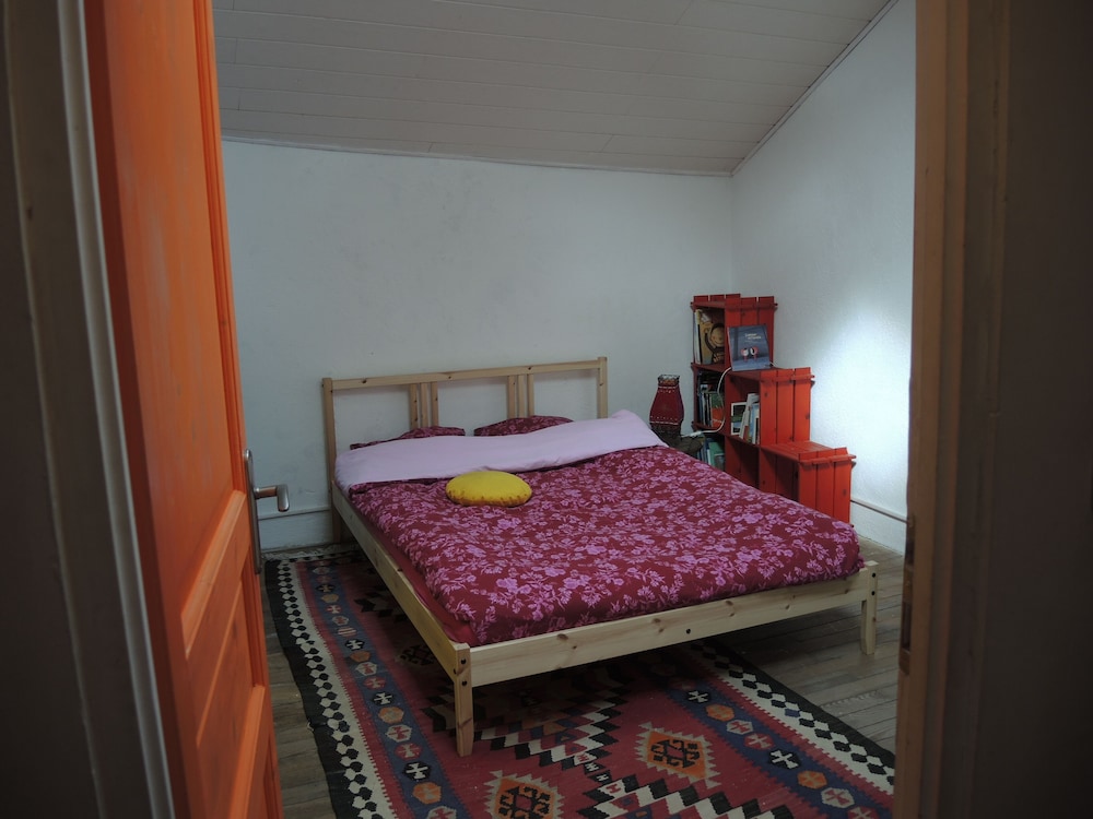 Typisch Huis In Het Centrum Van Het Dorp - Alba-la-Romaine