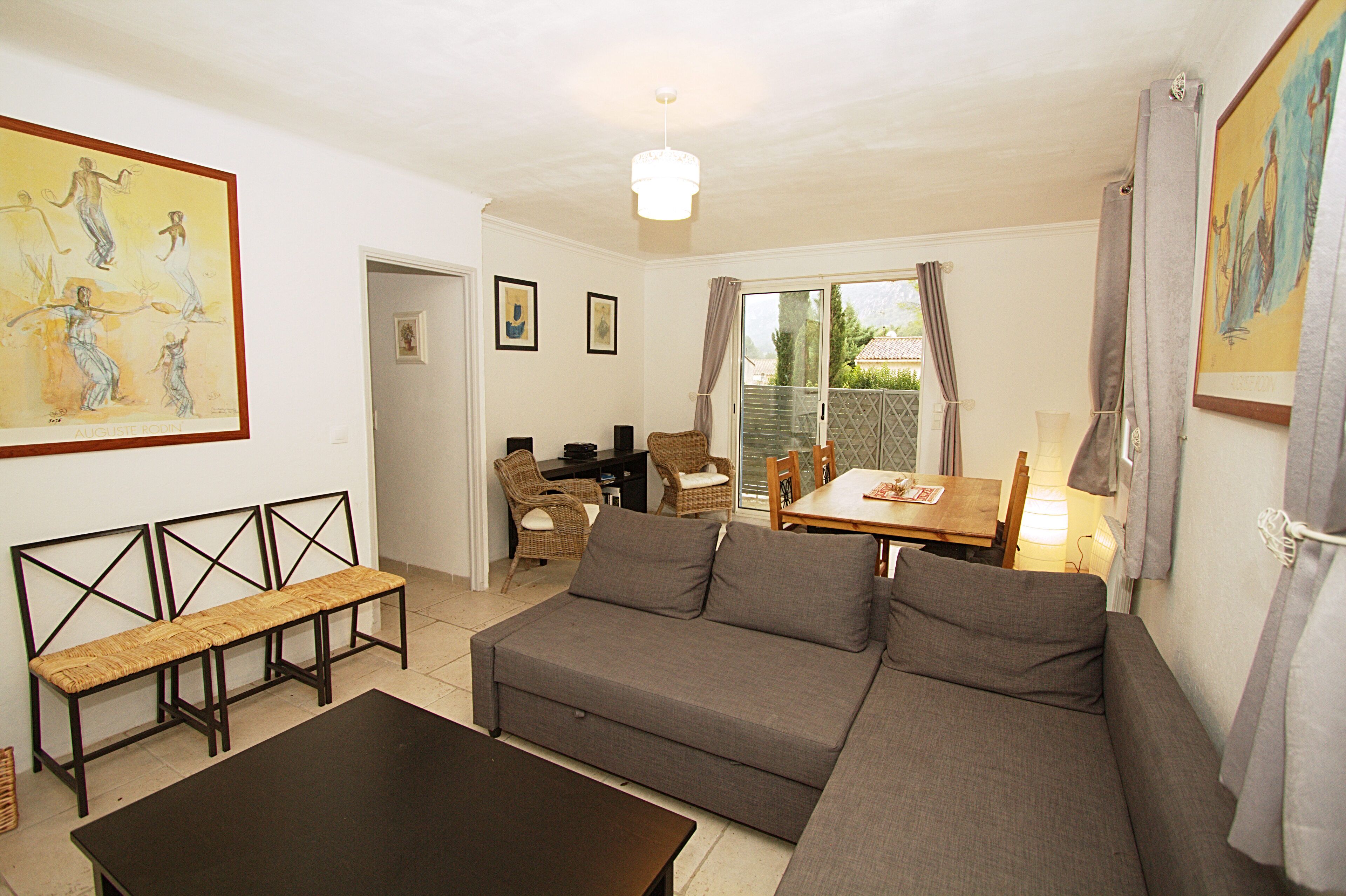 Bel Appartement à Maubec Avec Piscine Privée Chauffée, Wifi Et Télévision Britannique - Fontaine-de-Vaucluse