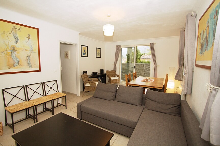 Bel Appartement à Maubec Avec Piscine Privée Chauffée, Wifi Et Télévision Britannique - Fontaine-de-Vaucluse