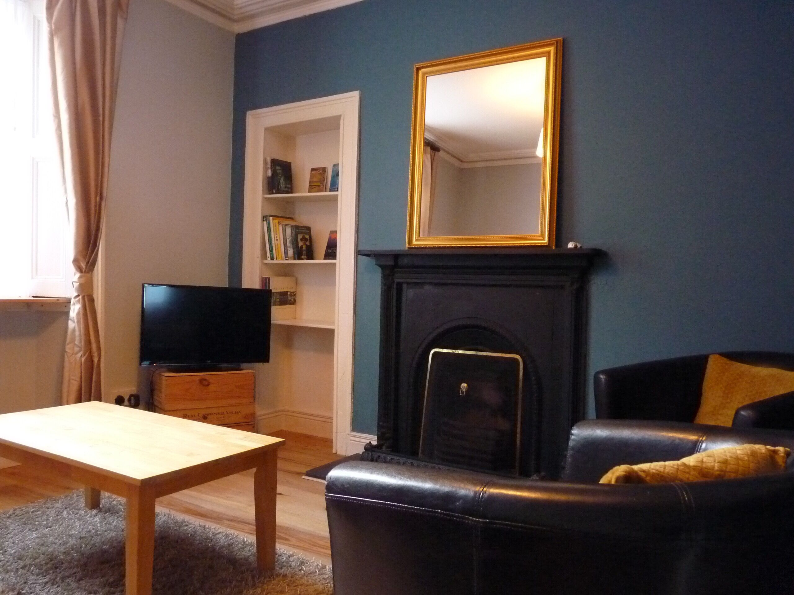 Charming Victorian Home - Midleton