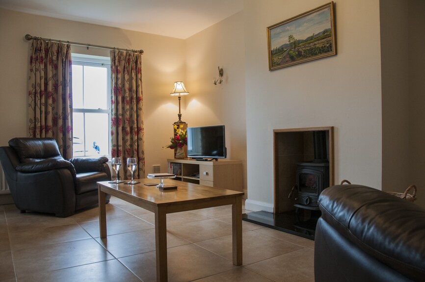 Foyle Cottage Fabulous Views -Tyrone & Donegal -Personalised Service From Owner - Scotland