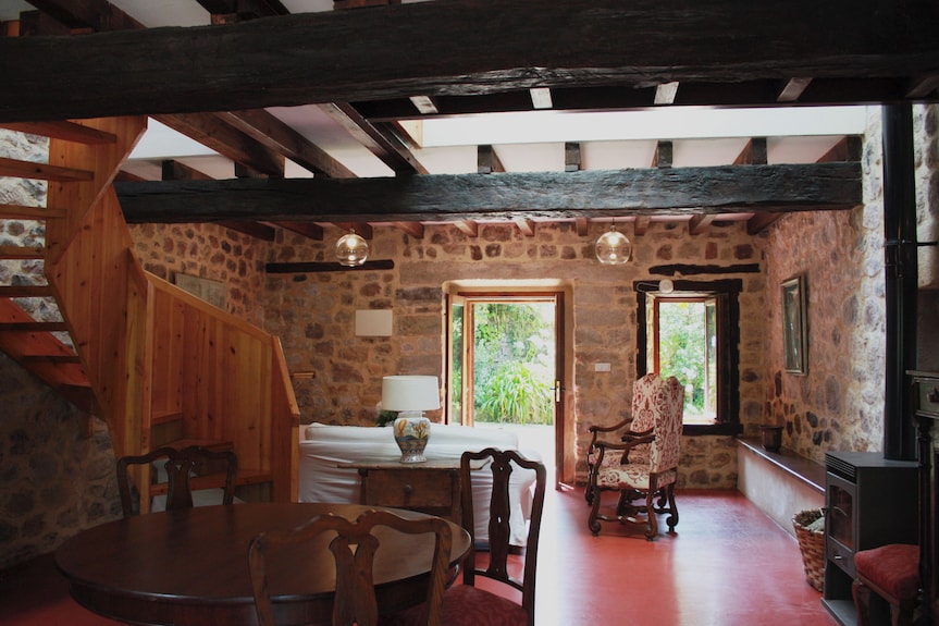 Encantadora Casa De Campo En La Finca Palacio De Hualle, A Minutos De Las Playas, Cerca De Comillas - Cantabria