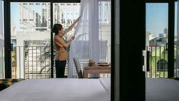 Suite-Estúdio de Luxo, 1 cama king-size, varanda, Vista para a cidade (Suite) | Varanda