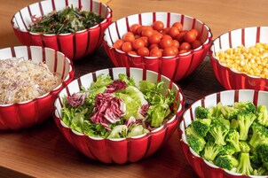 Pequeno-almoço tipo buffet diário (2200 JPY por pessoa) 