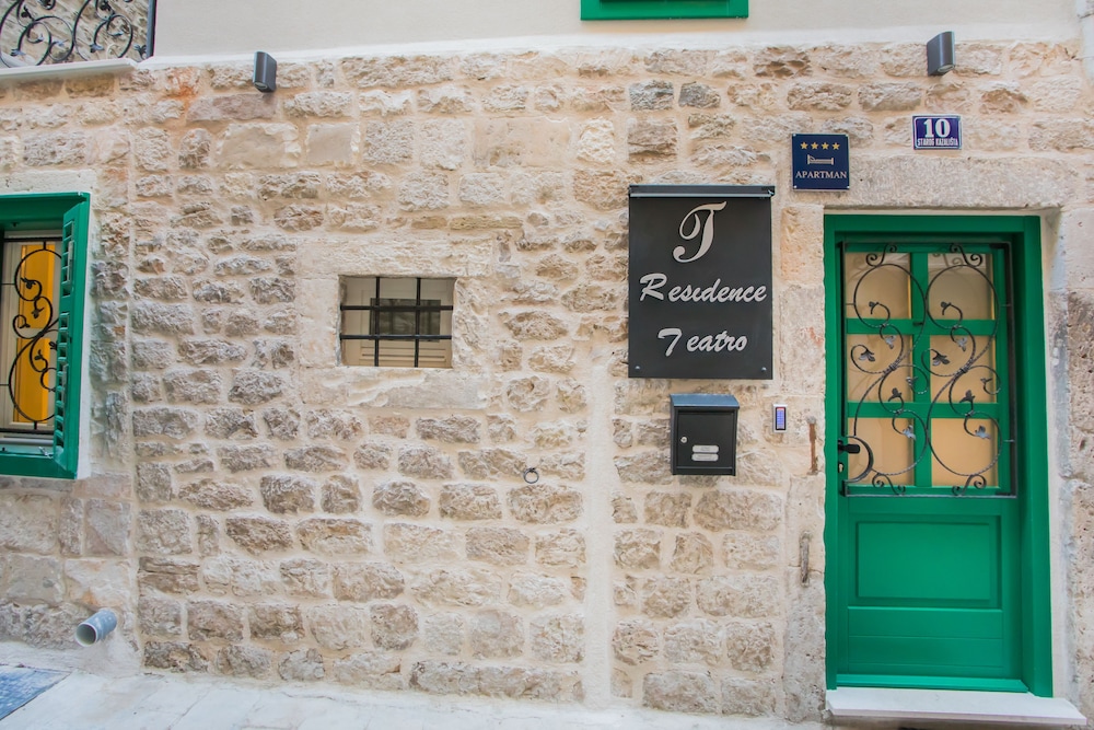 Residence Teatro - Near Cathedral Of St James - Šibenik