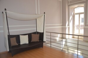 Quarto Quádruplo, casa de banho partilhada | Planta do andar