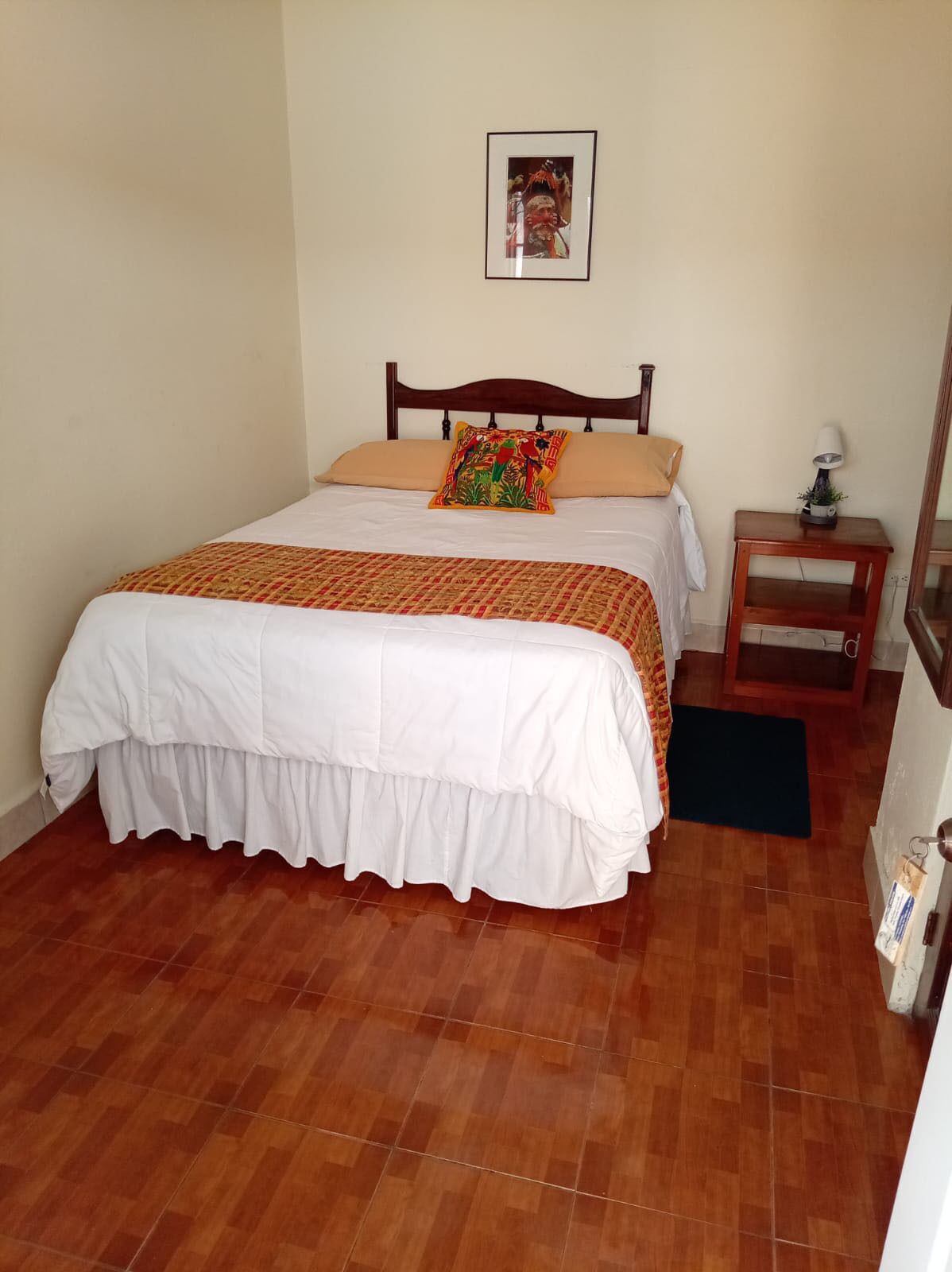 Quarto casal ou duplo clássico, vários quartos, para não fumantes, micro-ondas | Banheiro | Chuveiro, toalhas de banho