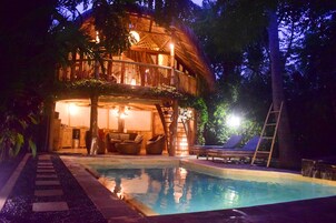 Vila (Santai) | Vista para a água