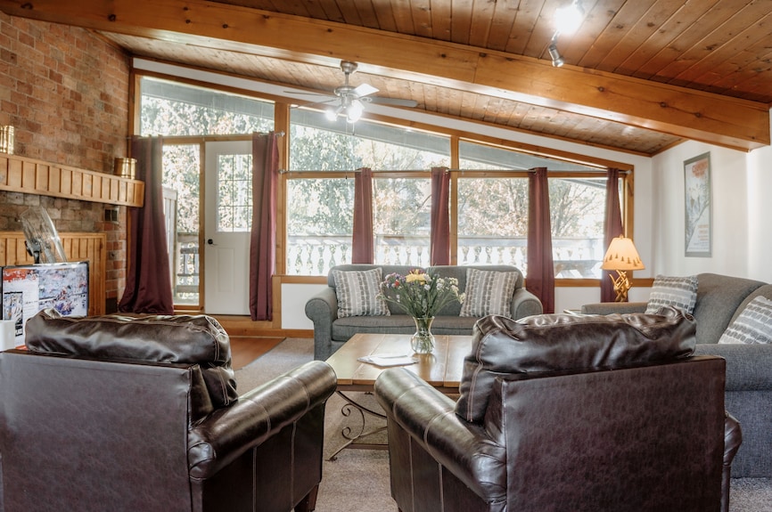 4 Bdrm Cottage Blue Mountain, Une Vue Magnifique, à Quelques Minutes à La Plage Privée Sur La Baie Georgienne - Ontario
