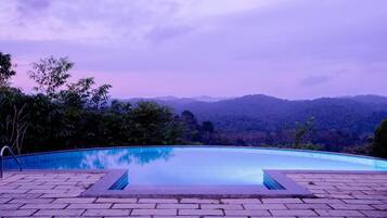 Piscina exterior
