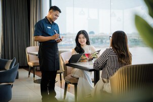 Café da manhã, almoço e jantar