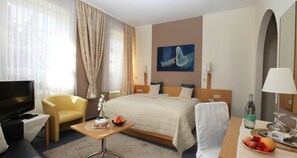 Quarto casal conforto (Plus) | Cofres nos quartos, camas extras/dobráveis (sobretaxa)