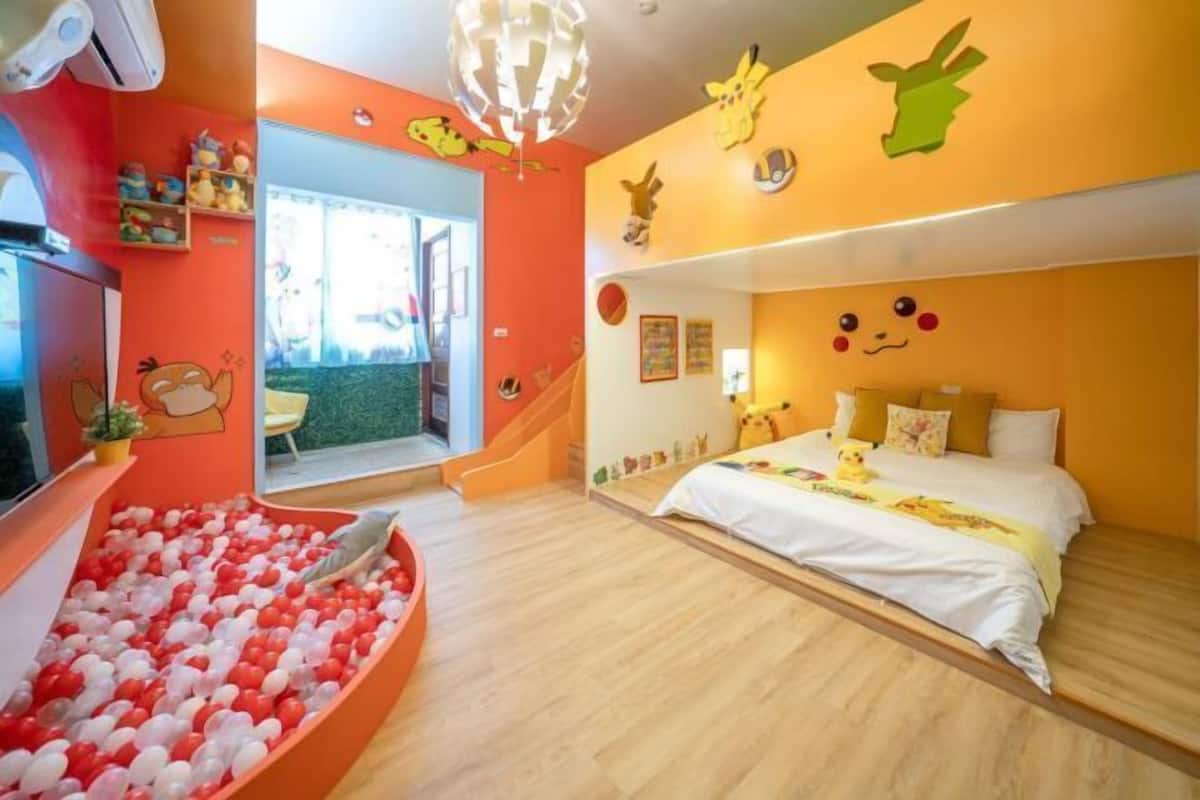 Secretária, cortinas/cortinados opacos, quartos insonorizados