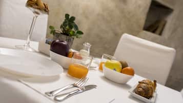 Café da manhã com pratos da culinária local grátis todos os dias