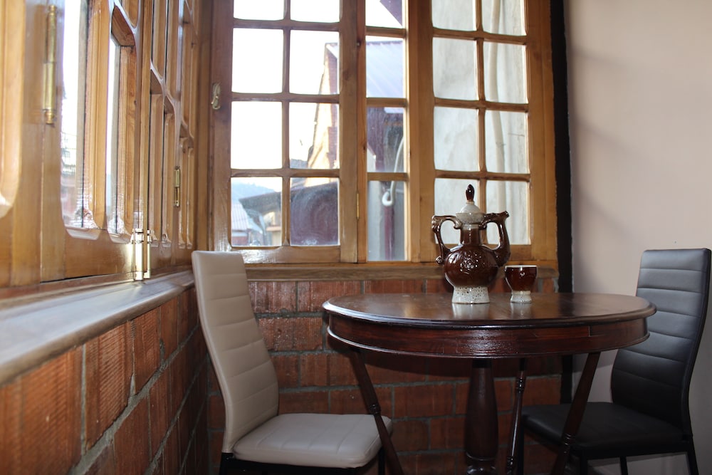 The Best Place In The Very Hart Of Old Tbilisi - Tbilisi