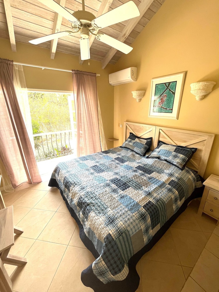 'Palm View', West Coast 3 Bd/3.5br Villa With Private Pool *Quarantine Approved* - Barbados