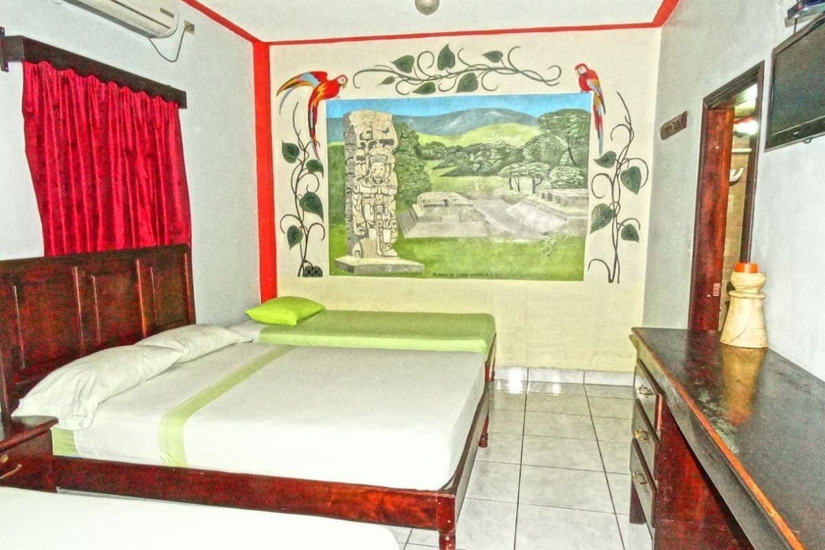 Quarto Familiar | Cofre no quarto, Wi-fi grátis