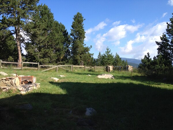 Les Angles: Grand Chalet Confortable 8\/10 Personnes (Linge Et Wifi Inclus) - Matemale