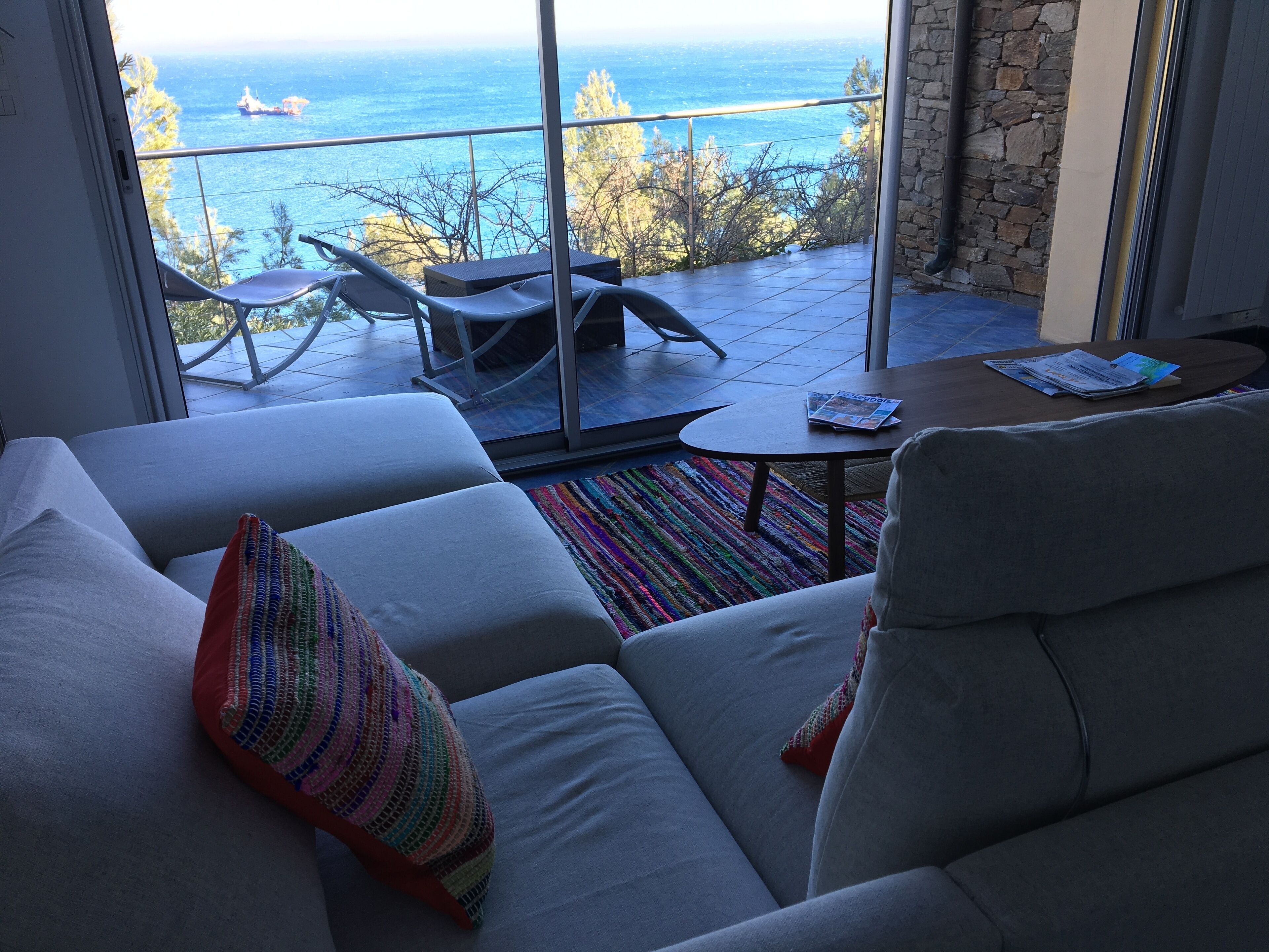 Seafront - Vue Somptueuse, Calme, Piscine, Bain à Remous, Accès Mer Privatif - Toulon