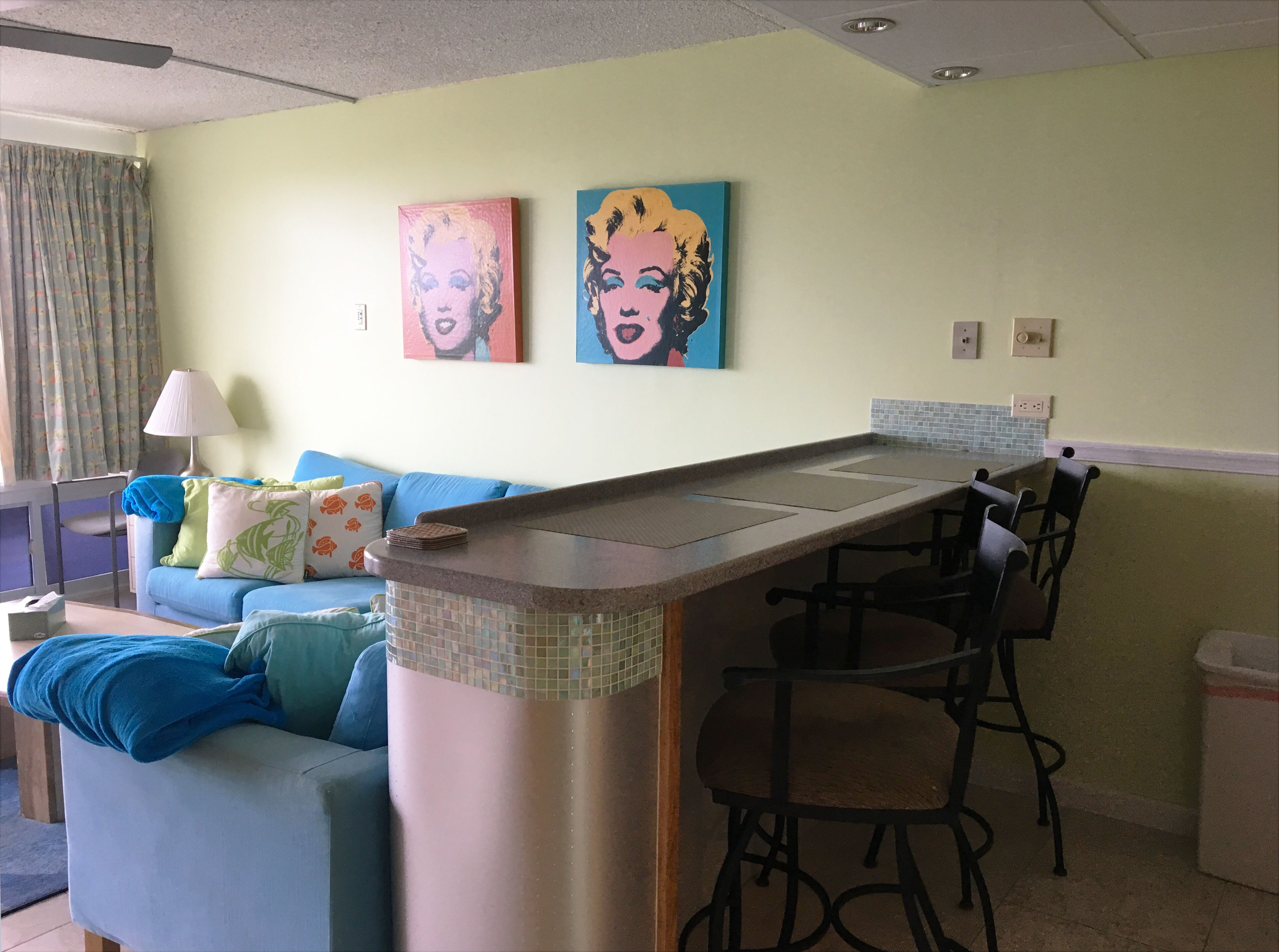 * Ocean Front Condo * Piscine, Vue, Emplacement! * 12-15 Septembre - Week-end Firemen à 400 $ - Wildwood, NJ