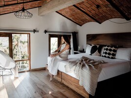 Villa Panorâmica, frigorífico e micro-ondas, vista para o mar (#1) | Roupa de alta qualidade, minibar, cofre no quarto 