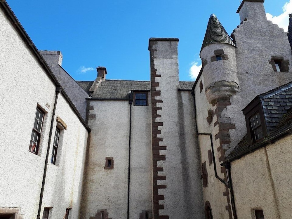 Hallgreen Castle - Écosse