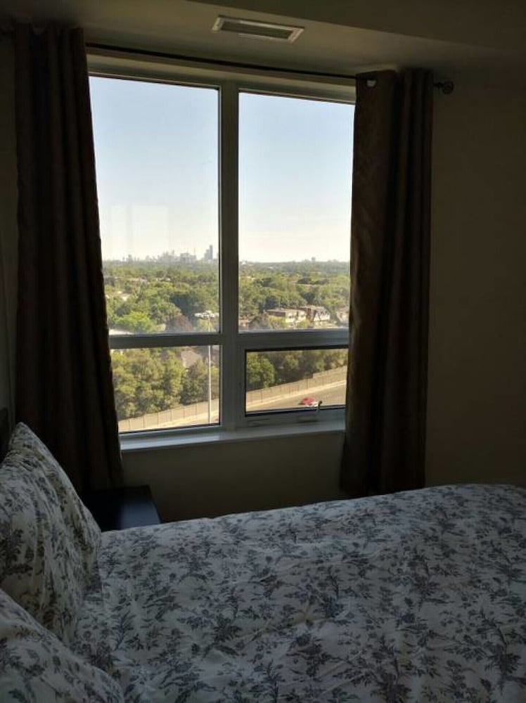 Closed To Subway 1+1 Luxury Condo With Parking And Wifi - 본