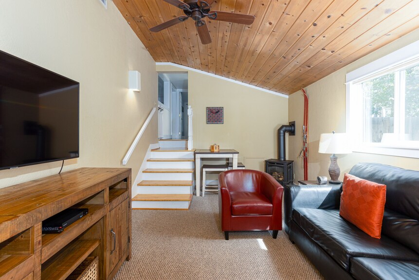 Spacious Layout West Side Walk Everywhere Hot Tub One Block To River - Oregon