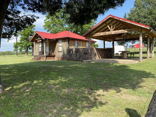 Visit Montalba: 2024 Travel Guide for Montalba, Texas | Expedia