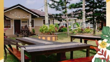 Vila (Engracia) | Roupas de cama premium, individualmente mobiliados, escrivaninha