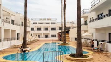 Piscina exterior