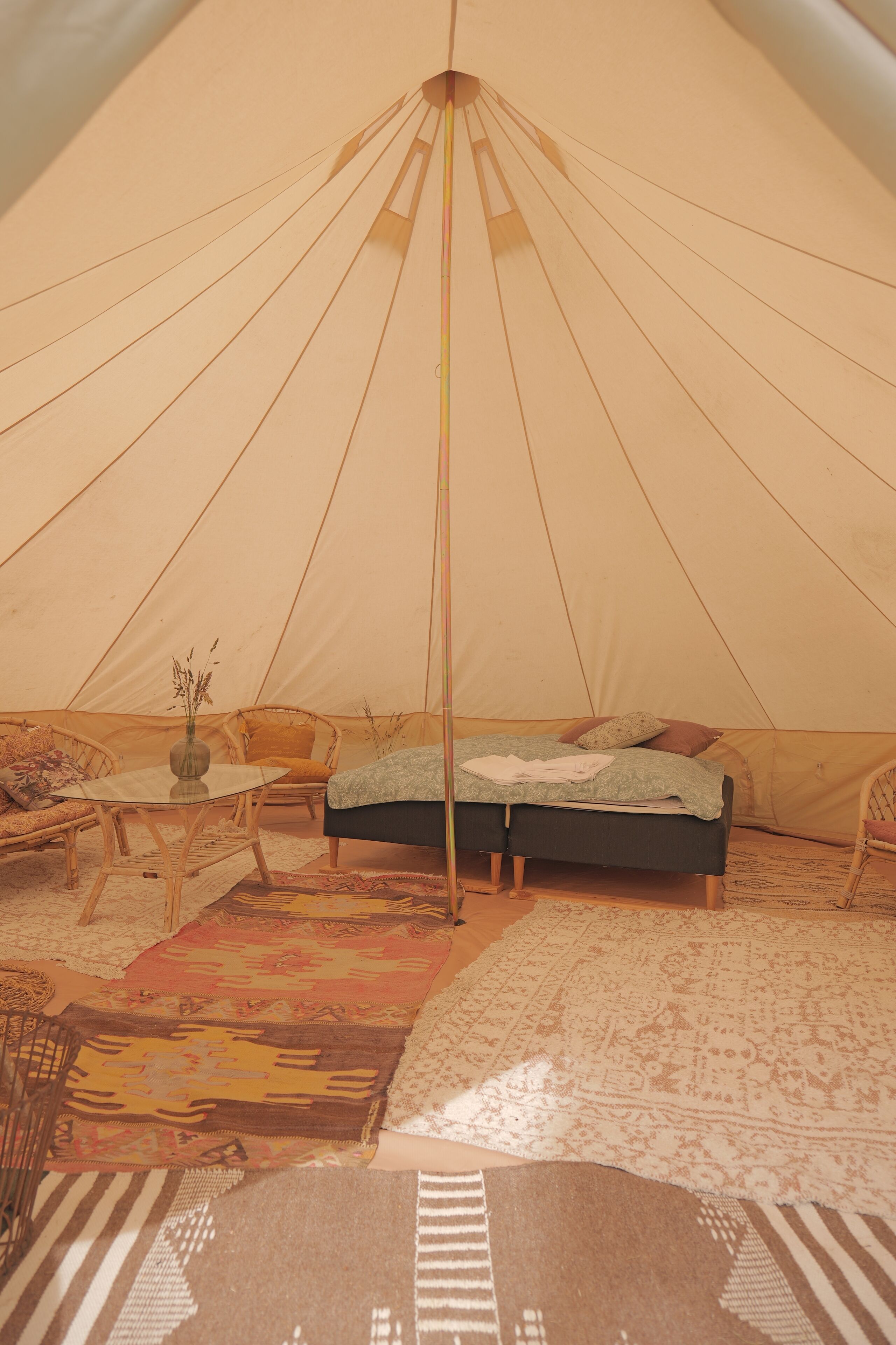 Comfort-telt - 1 queensize-seng - ikke-ryger - terrasse  med fælles badeværelser | Roupa hipoalergénica, com decoração personalizada 