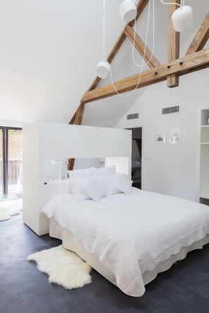 Suite (Blanc de Blancs) | Minibar, cofre no quarto, com decoração personalizada