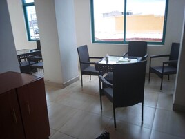 Café da manhã continental grátis todos os dias
