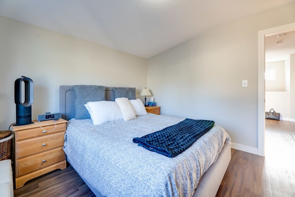 Suite De Lujo Cerca De U Of A, University Hospital, Stollery, Cross Cancer Hospital, Saville - Edmonton
