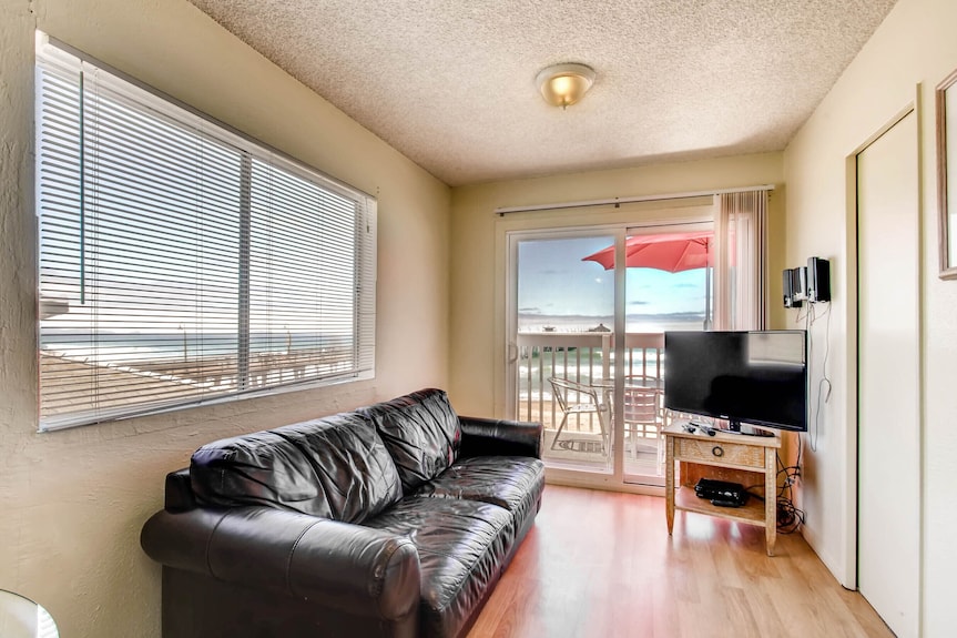 1 Bedroom On The Sand - Coronado, CA
