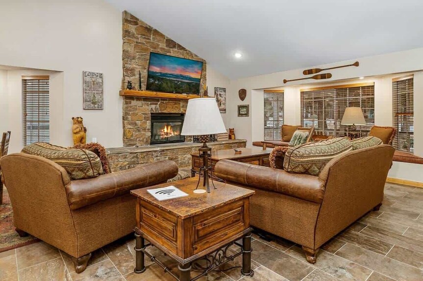 Walk To Summit, Spa, Bbq, Fireplace - Big Bear Lake, CA