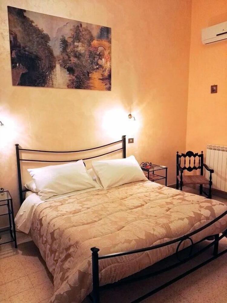 B&b Domus Cicerone - Formia