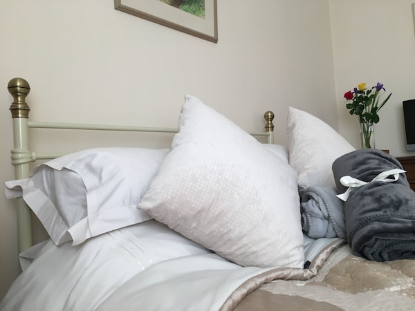 5 Charlton Mill Way B&b - South Downs