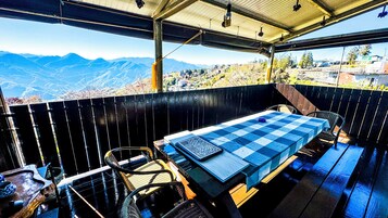 Quarto Quádruplo Deluxe, não fumadores | Terraço/pátio interior